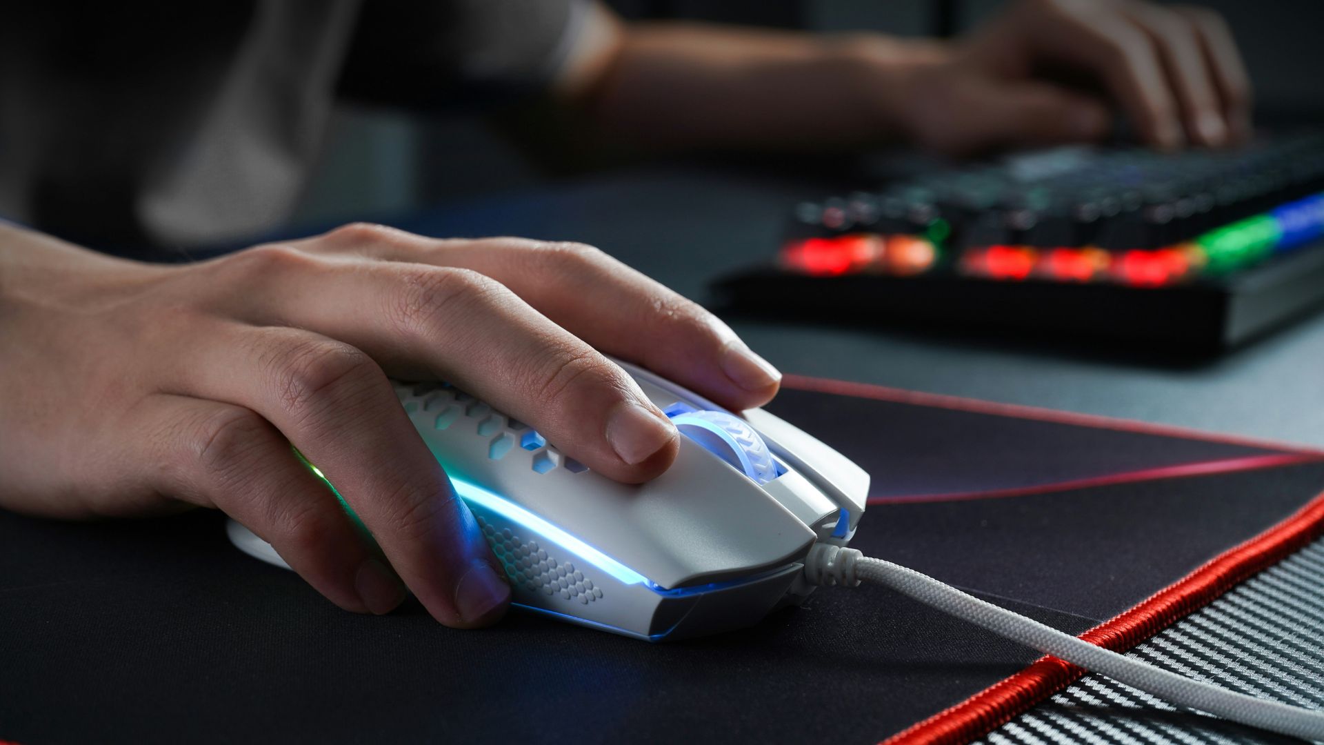 How to pick the perfect gaming mouse - Raidiant